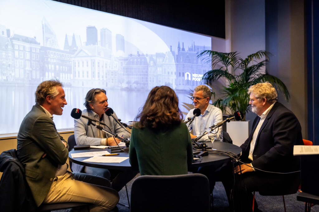 Gegevensuitwisseling in Podcast de Publieke Ruimte - Staat van de ...